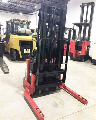 Raymond DSX30 Electric Straddle Stacker for sale