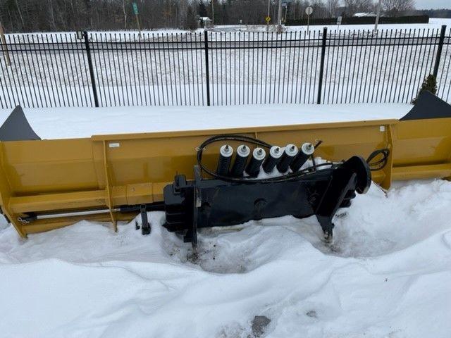 PRO FUSION EXTENDABLE SNOW BLADE 7-12 – VOLVO Q50 COUPLER for sale