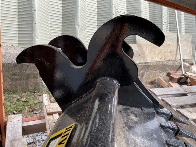 NEW 36” RIVARD DIGGING BUCKET – WEDGE STYLE for sale