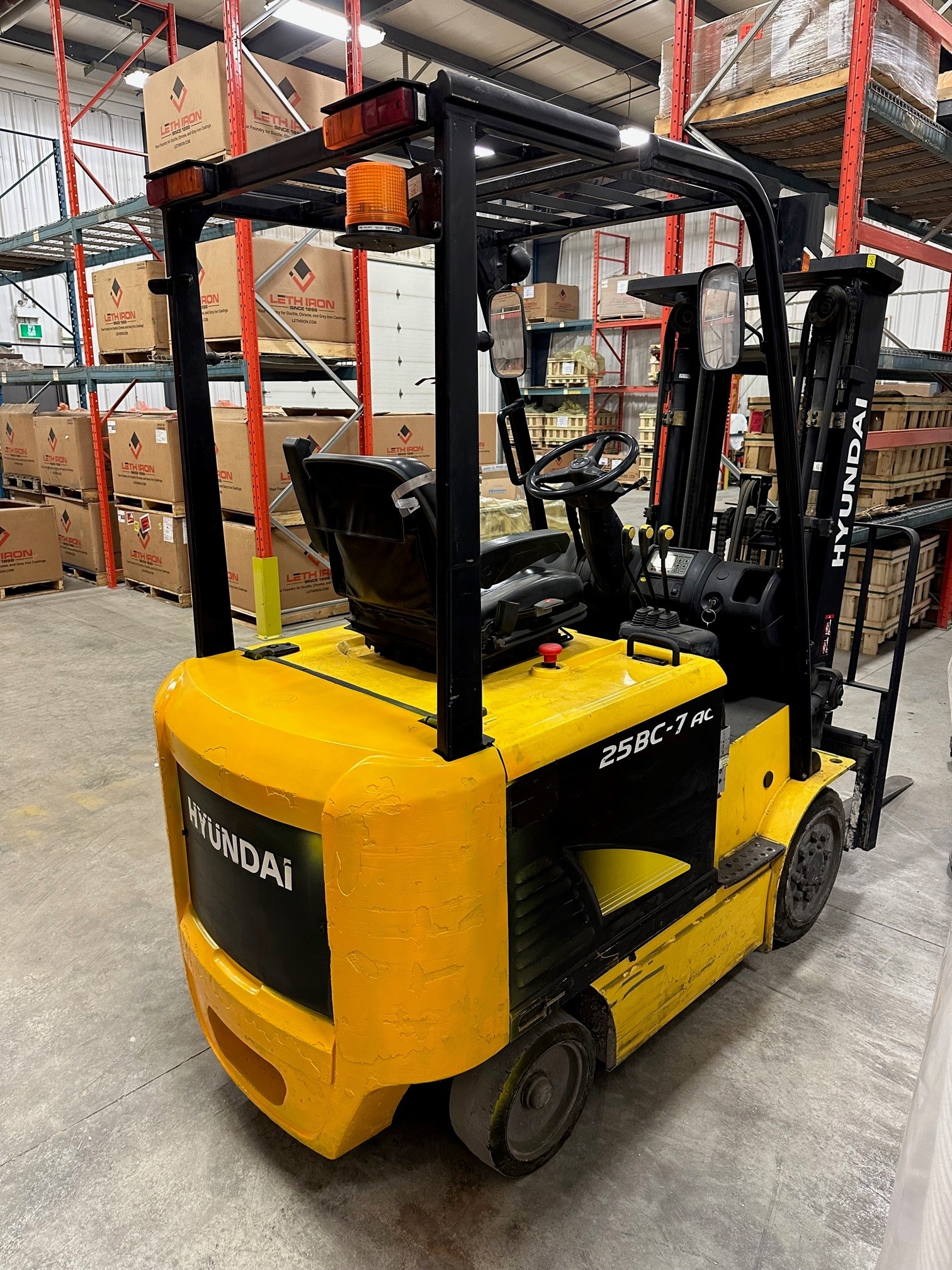 Hyundai 25BC-7 Electric Forklift for sale